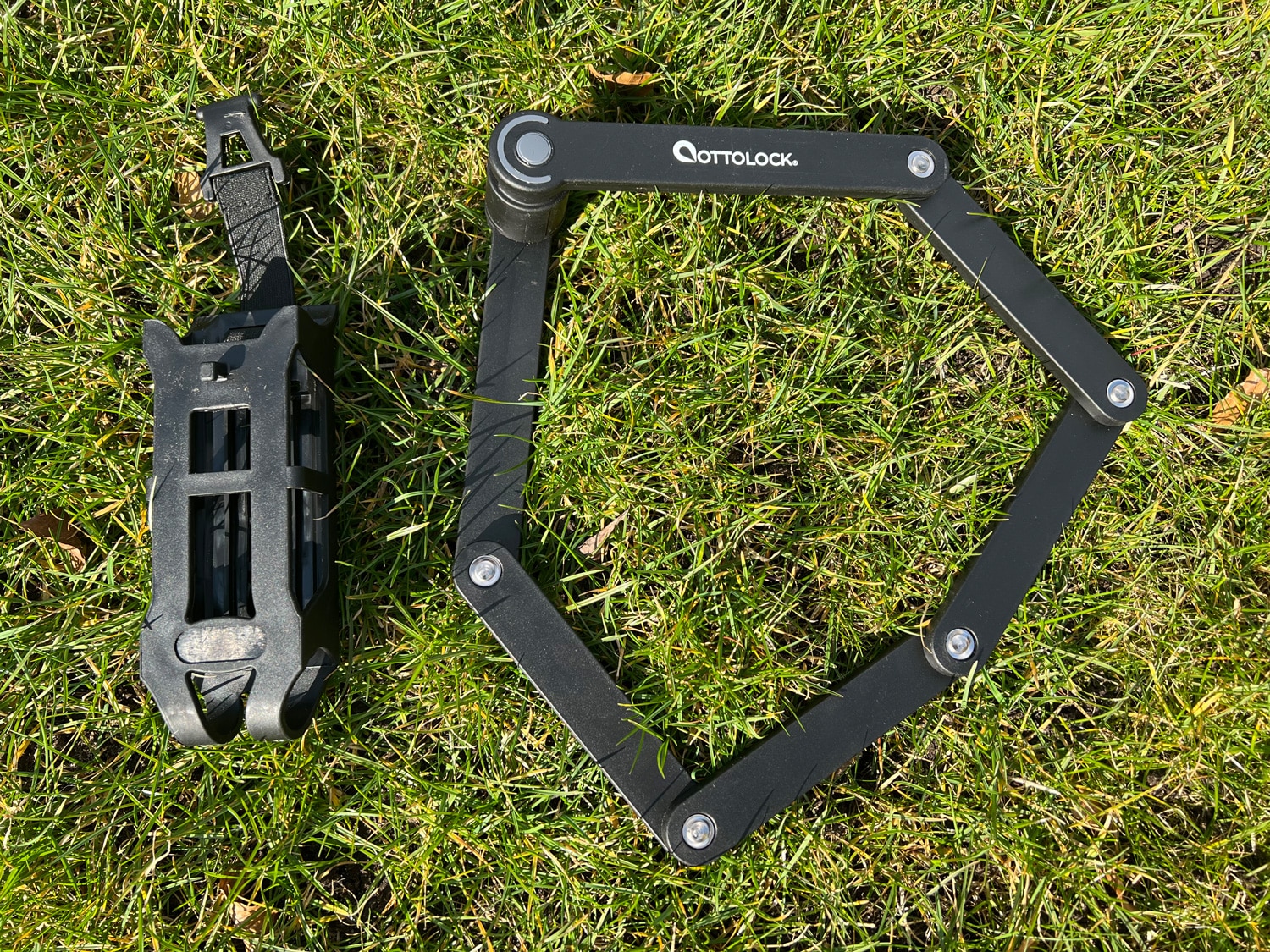 Ottolock Sidekick: Kompaktes E-Bike-Faltschloss im Test