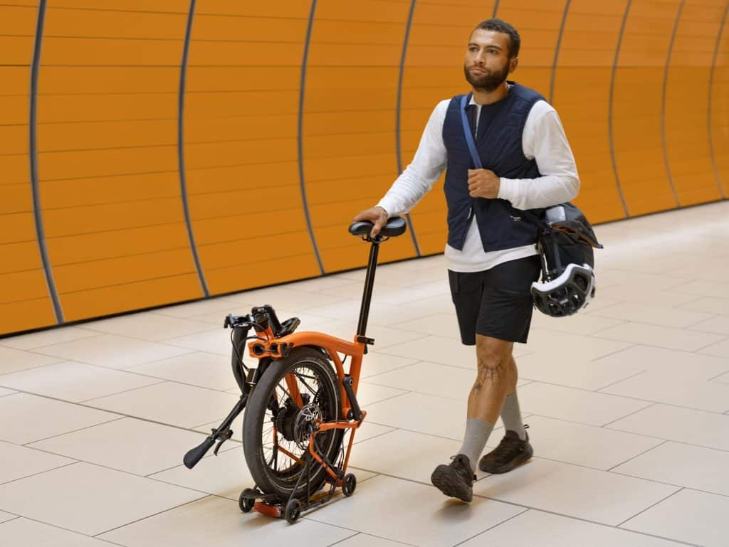 Brompton bricht 50-jährige Tradition: Neue G Line in 20 Zoll als E-Bike oder ohne Motor
