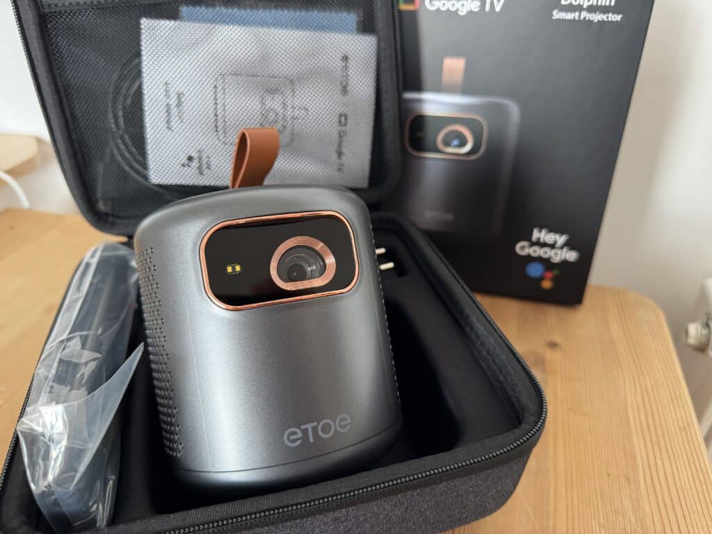 ETOE Dolphin Beamer: Geniales Must-have Gadget im Test